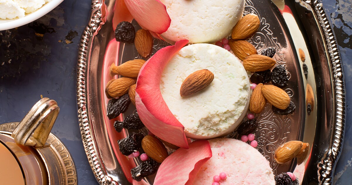 5 Special Sweets Offered During Durga Puja