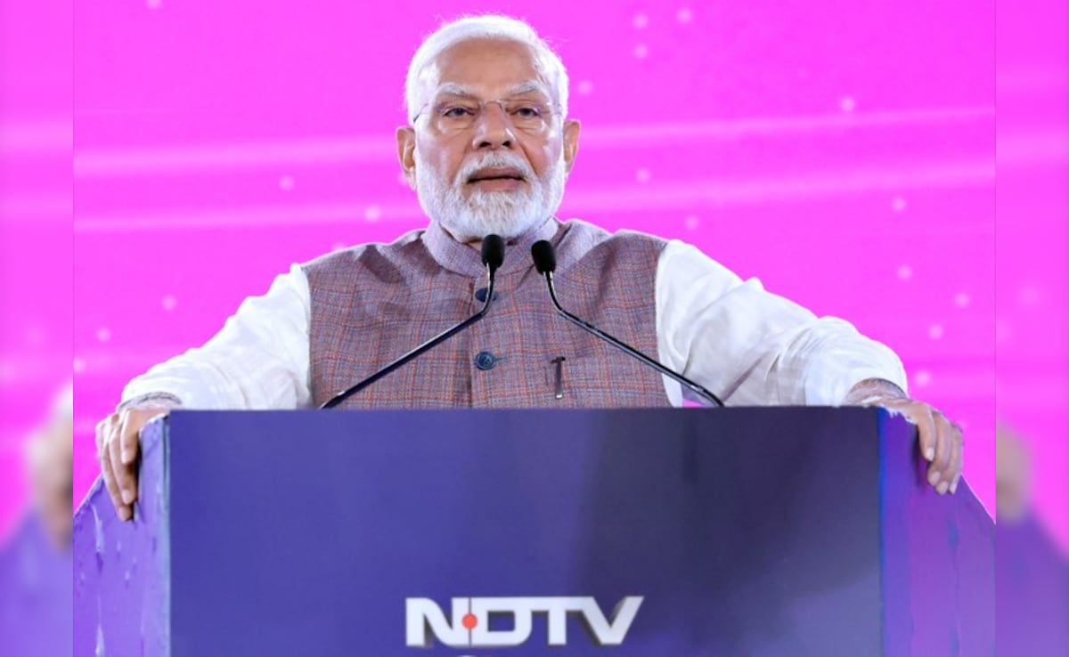 तीन करोड़ नए घर, युवाओं को 2 लाख करोड़, ट्रेनें-एयरपोर्ट... PM मोदी ने ...