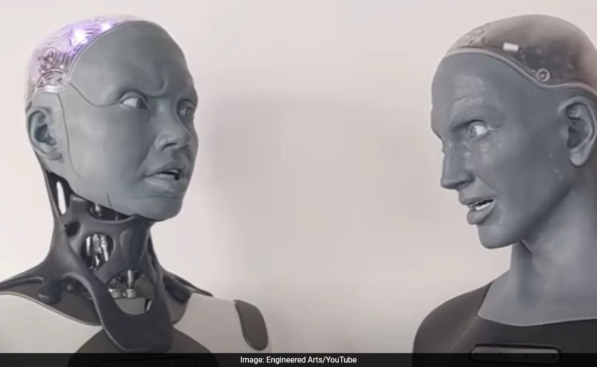 "They Have Great Chemistry": AI Robots' Romantic Chats Move Internet