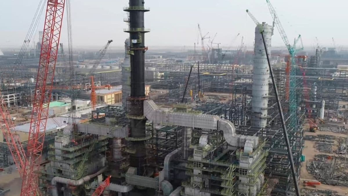 Rajasthan: रिफाइनरी में स्क्रैप भरी जीप पकड़ी, मिले फर्जी दस्तावेज, शक ...