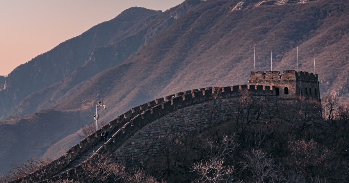 Famous Border Walls Around The World