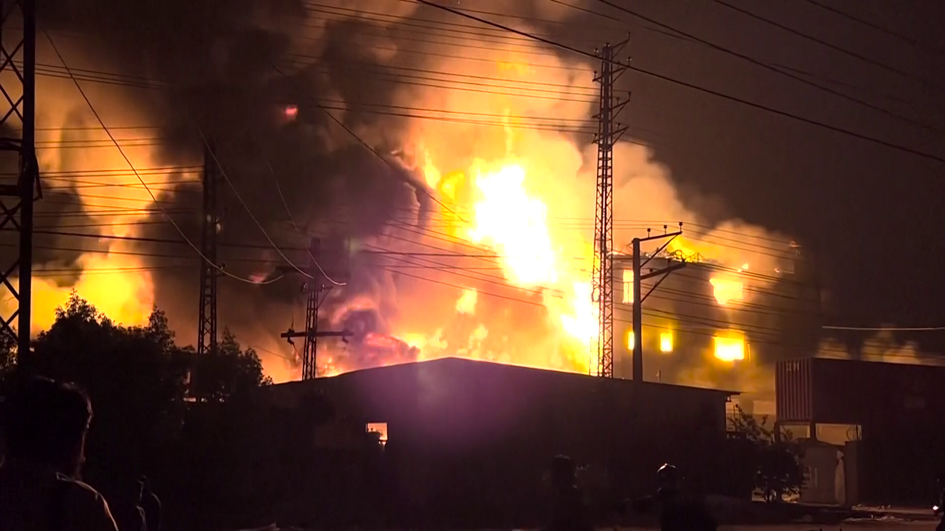 Pakistan: Massive Fire In Peshawar Factory Contained After 20-Hour Battle