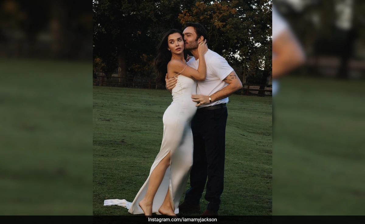 After Marrying Ed Westwick In August 2024, Amy Jackson Announced Her ...
