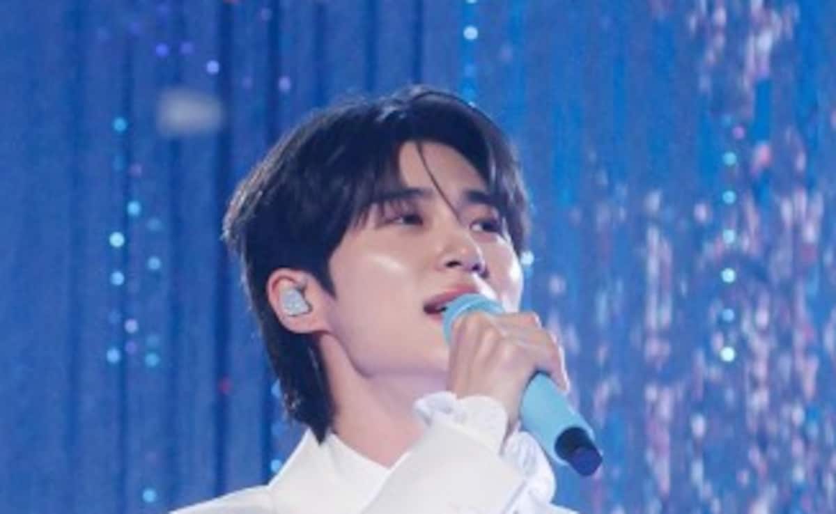 MAMA Awards 2024: Lovely Runner Star Byeon Woo Seok Performs Sudden ...