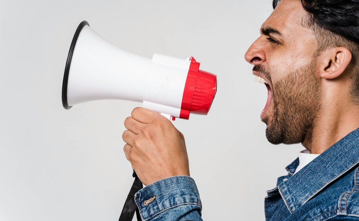 International Stuttering Awareness Day: क्यों रुक-रुककर बोलते हैं कुछ ...