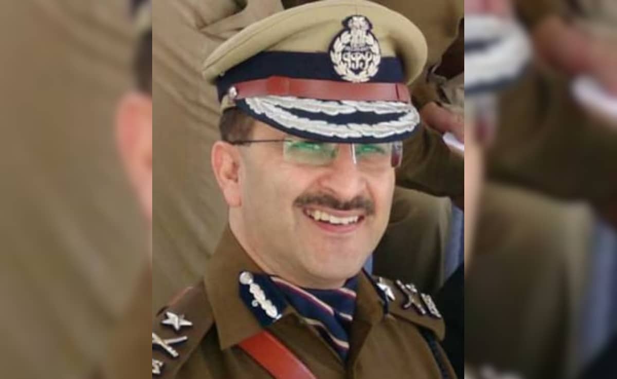 उत्तराखंड के 13वें DGP बने IPS दीपम सेठ, उनके बारे में डिटेल में जानिए ...