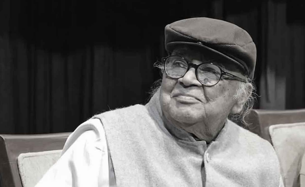 Manoj Mitra Dies At 86: Little-Known Facts About The Bengali Actor