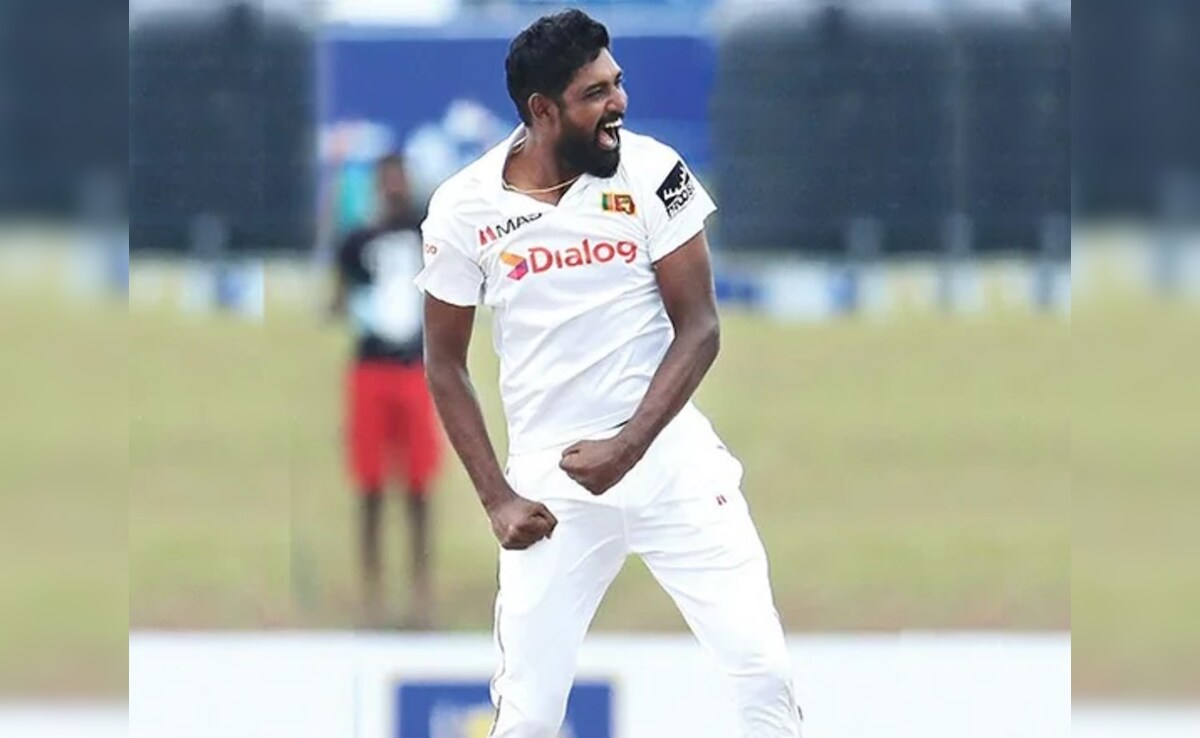 Prabath Jayasuriya: इतिहास के पन्नों में अमर हो गए प्रभात जयसूर्या, महज 17 मैचों में पूरी कर ली ...