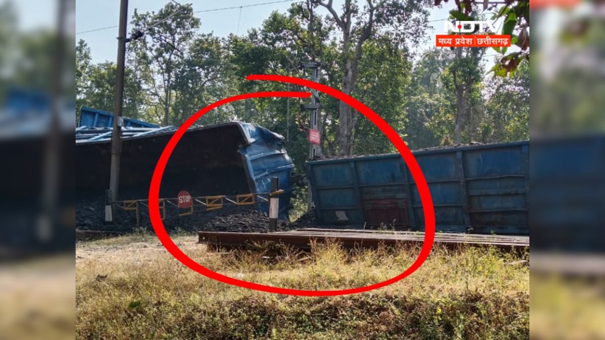 बिलासपुर में ट्रेन हादसा ! एकाएक 11 डिब्बे पटरी से उतरे, कई ट्रेनें ...