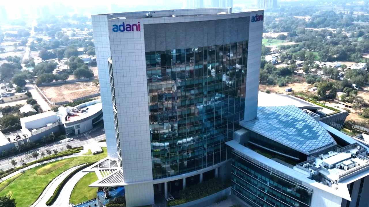Adani Group Touts Financial Muscle, Shows Can Grow Without External Debt