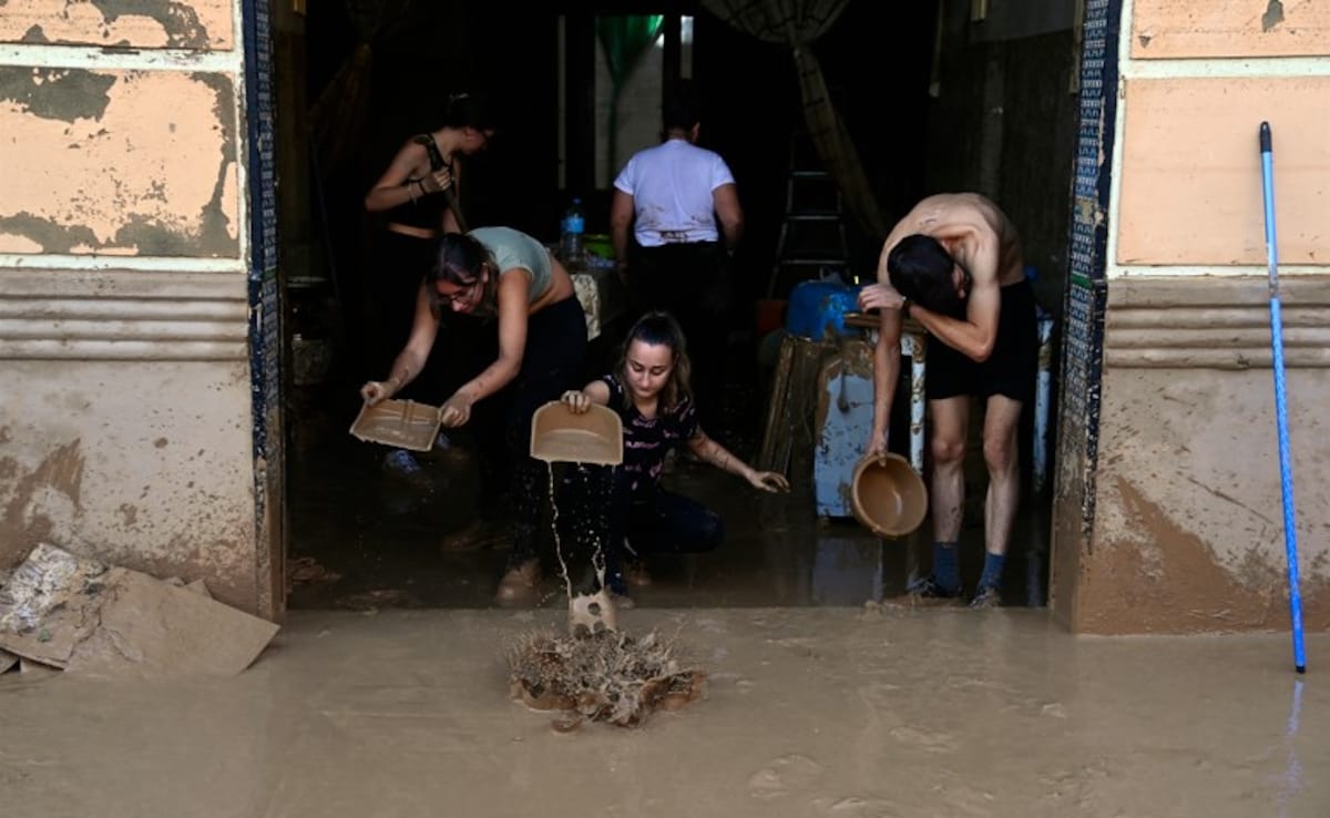 Slow Warnings, Poor Defences: How Spain Was Exposed To Deadly Floods