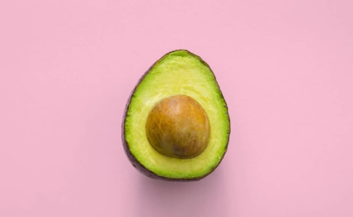 Here's Why You Should Add Avocados To Your Breakfast Daily