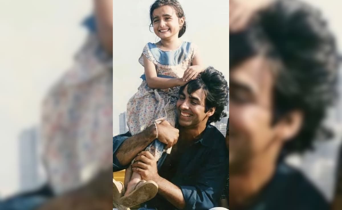 26 साल पहले आई अंगारे में छोटी पूजा भट्ट बनी थी अक्षय कुमार के कंधे पर ...