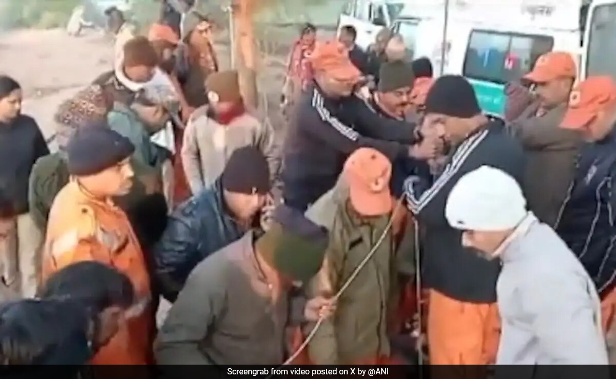 5-Year-Old Falls Into Borewell In Rajasthan's Dausa, Rescue Operation ...