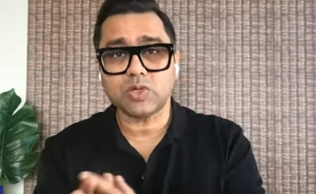 "आप एक बच्चे का करियर क्यों खराब कर रहो हो", चोपड़ा ने गंभीर से जुड़ी इस रिपोर्ट पर उठाई उंगली ...