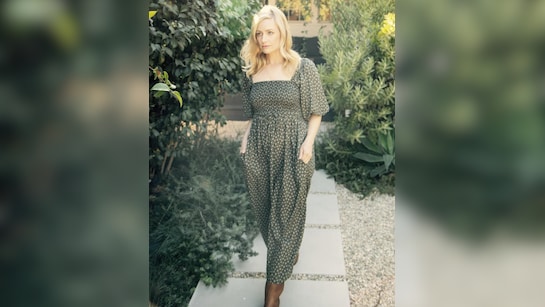 beth behrs body