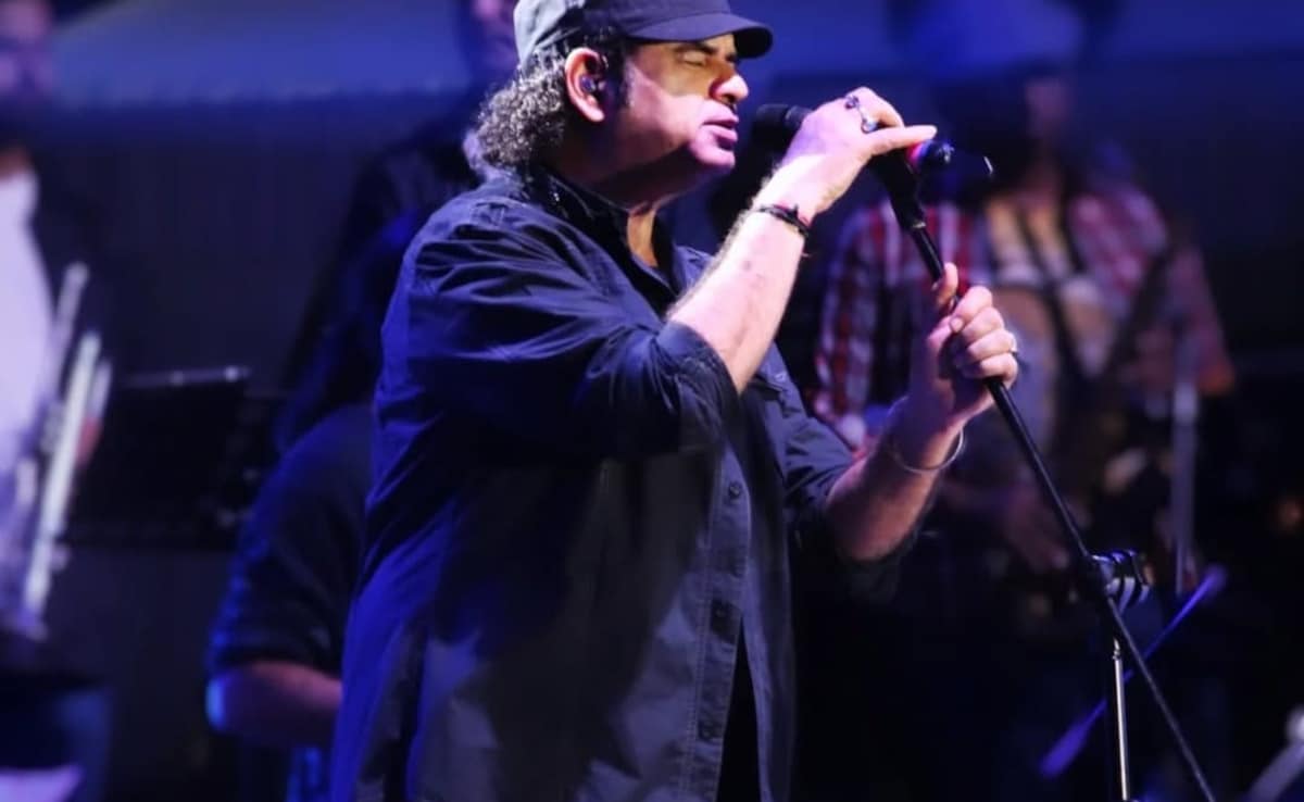 "Really Disappointed": Singer Mohit Chauhan Complains To Air India ...
