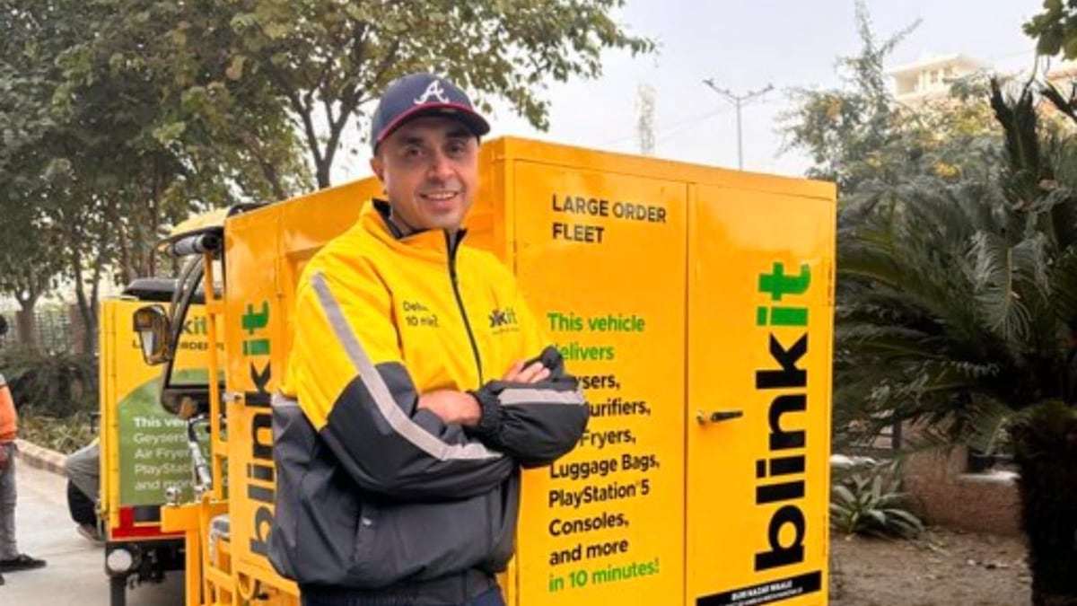 Blinkit CEO Albinder Dhindsa Becomes A Delivery Agent For New Years Eve ...