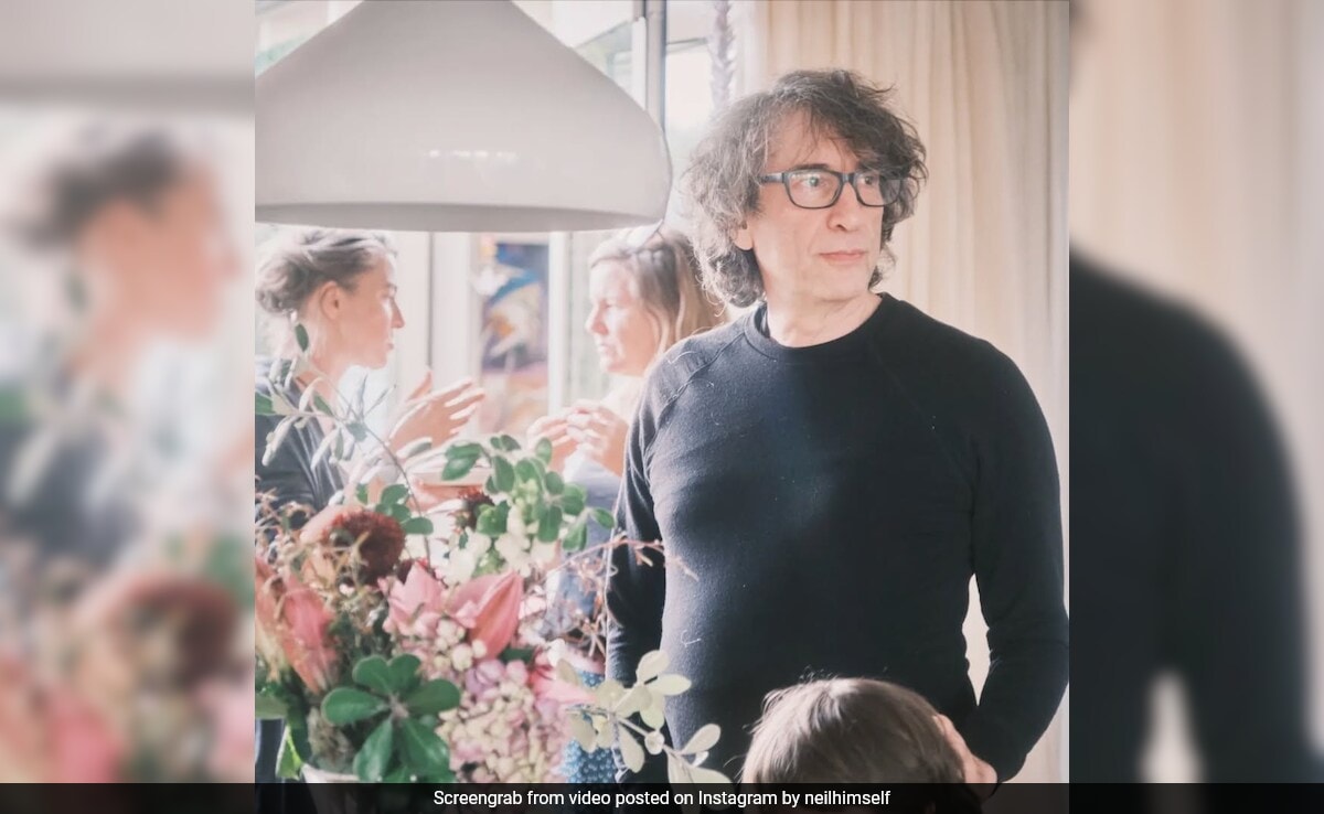 Neil Gaiman, Wife Amanda Palmer Sued For Rape And Human Trafficking Of ...