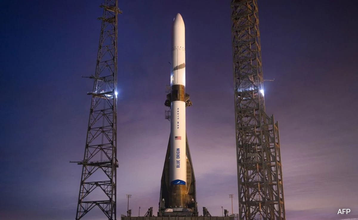 Jeff Bezos's Blue Origin Delays Rocket Launch Over Space Weather