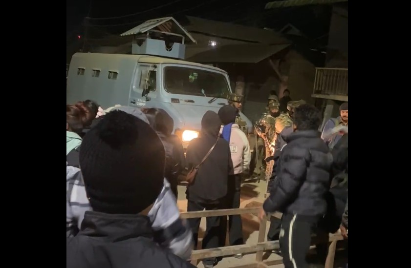 Kuki Protesters Clash With Security Forces In Manipur Kangpokpi Flare ...