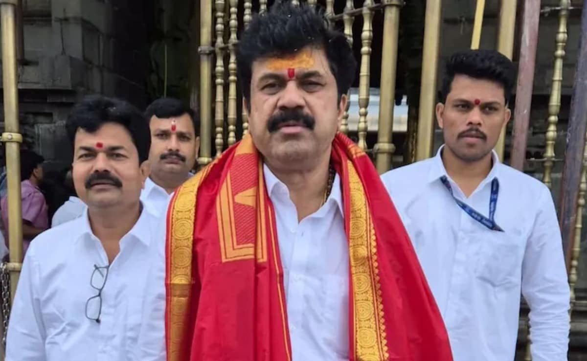 Beed News Santosh Deshmukh Murder Case Walmik Karad had Panic Attack In ...