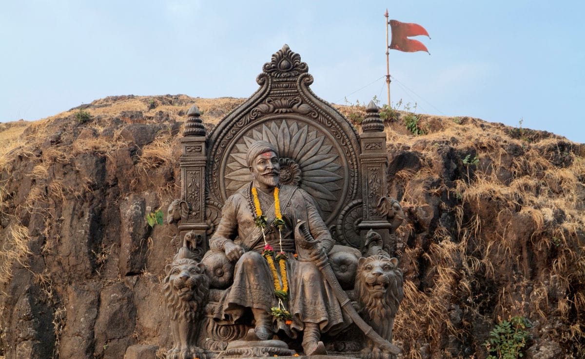 Marathi Actor rahul solapurkar Controversial Statement on Chhatrapati ...