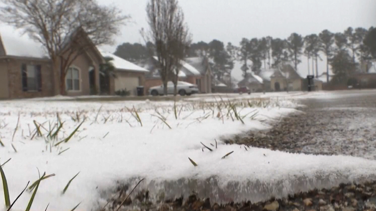 Historic Snowstorm Hits US Deep South | Hudson River Turns Into Ice