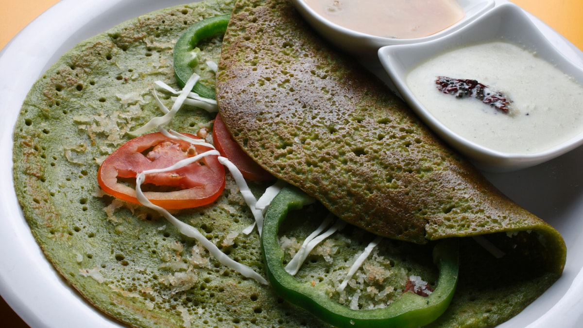 Bathua Dosa: This Green Dosa Recipe Is Perfect For Your Winter ...