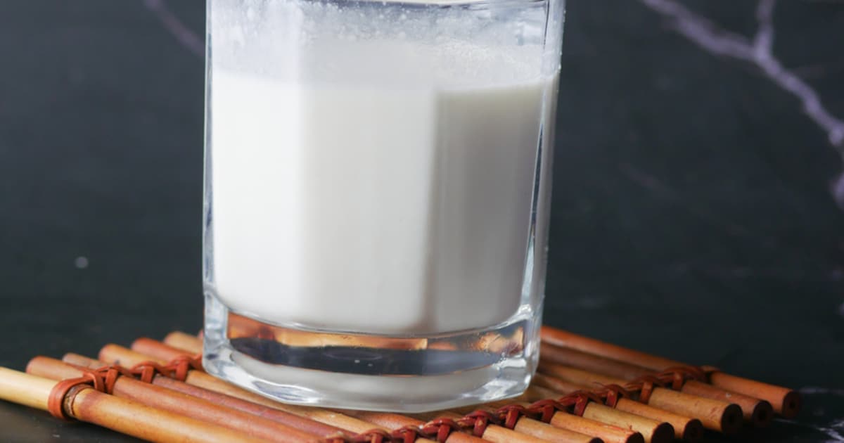 5 Easy Ways To Check If Your Milk Is Pure At Home