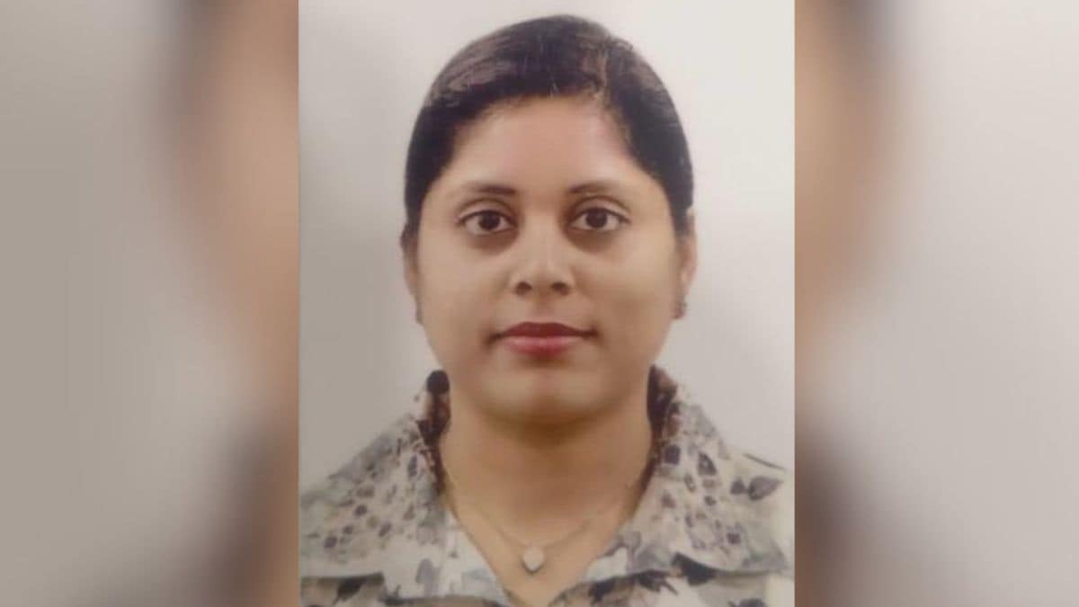 जयश्री गायत्री फूड कंपनी के मालिक की पत्नी पायल मोदी ने खाया जहर ...