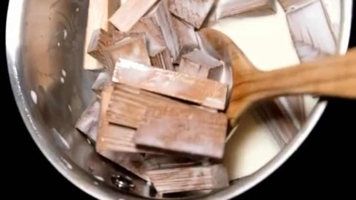 Viral Video: Man Makes "Wood-Flavoured" Ice Cream, Internet Has Mixed ...