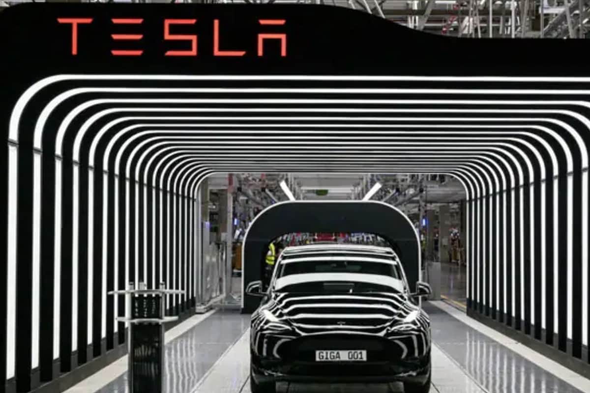 Tesla Setting Up Shop In India? Begins Hiring After Modi-Musk Meet