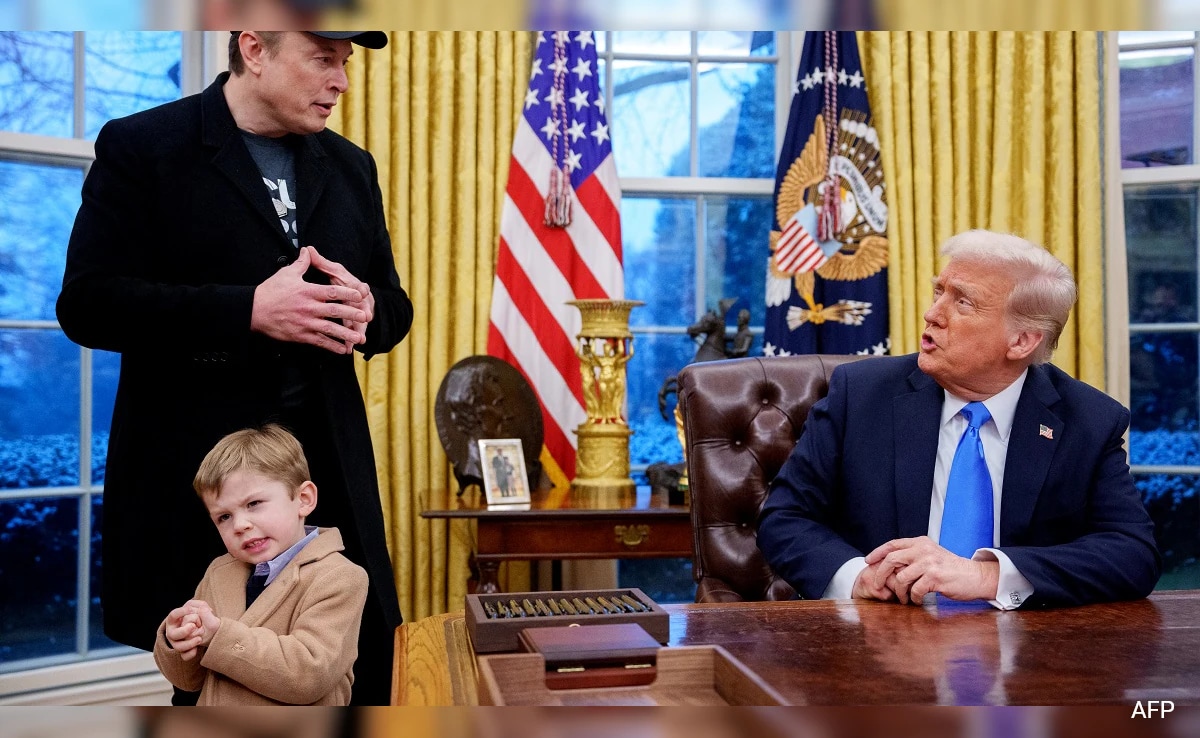 Elon Musk's 4-Year-Old Steals The Show At White House Briefing