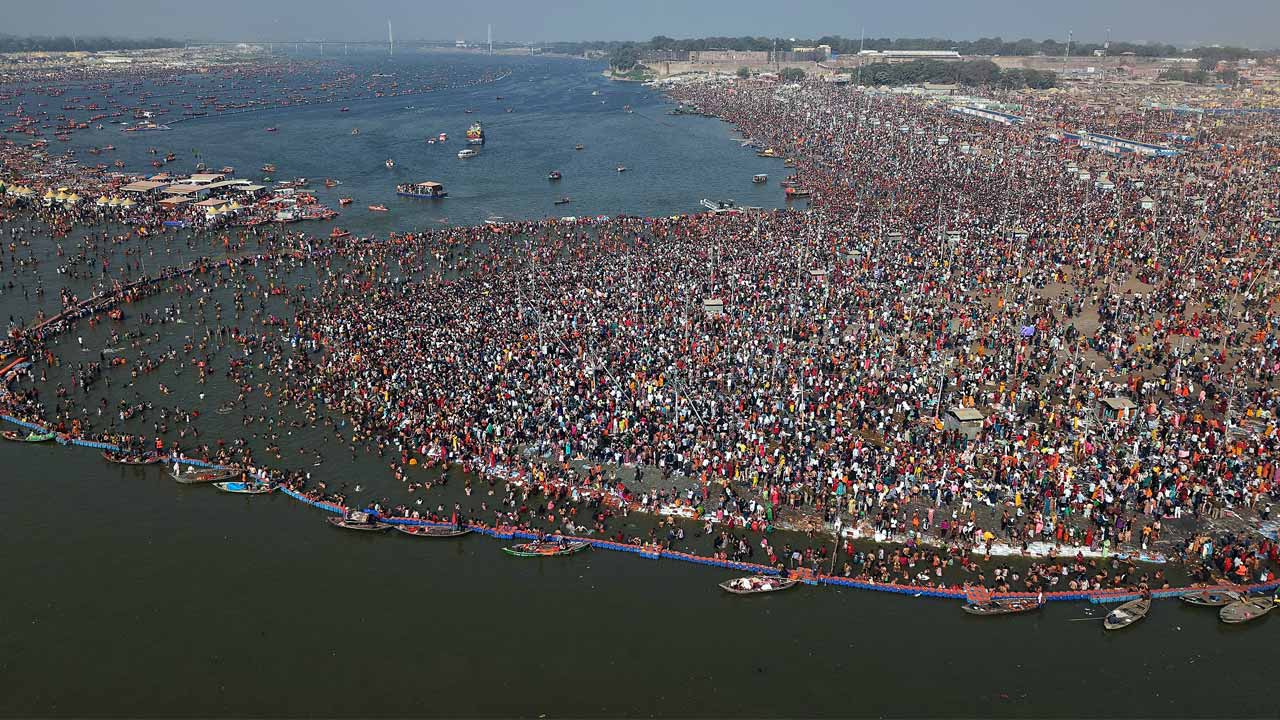 45 Days Of Maha Kumbh: A Visual Journey Through Memorable Moments