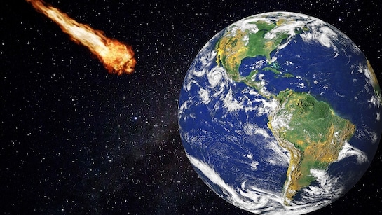 asteroid orbiting the earth 2002