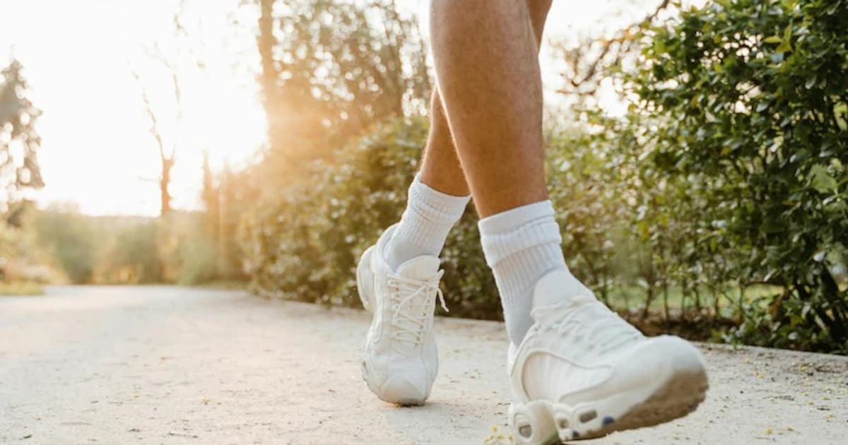 10 Tips To Achieve Walking 10,000 Steps Daily