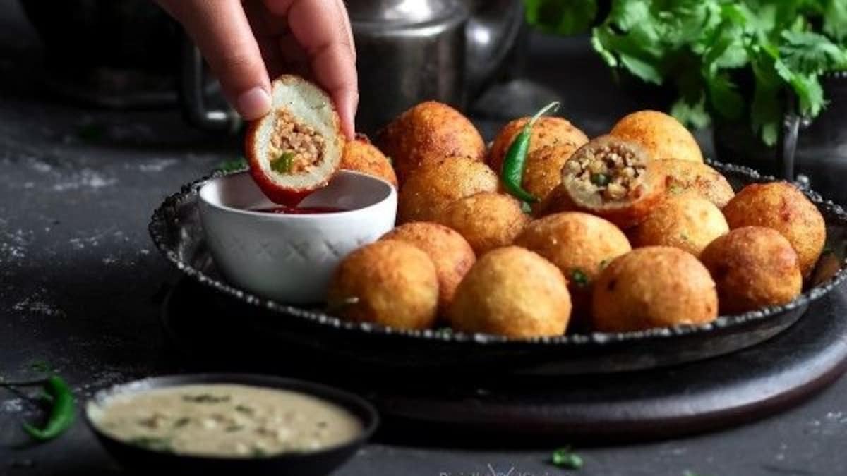 how to make gujarati batata vada
