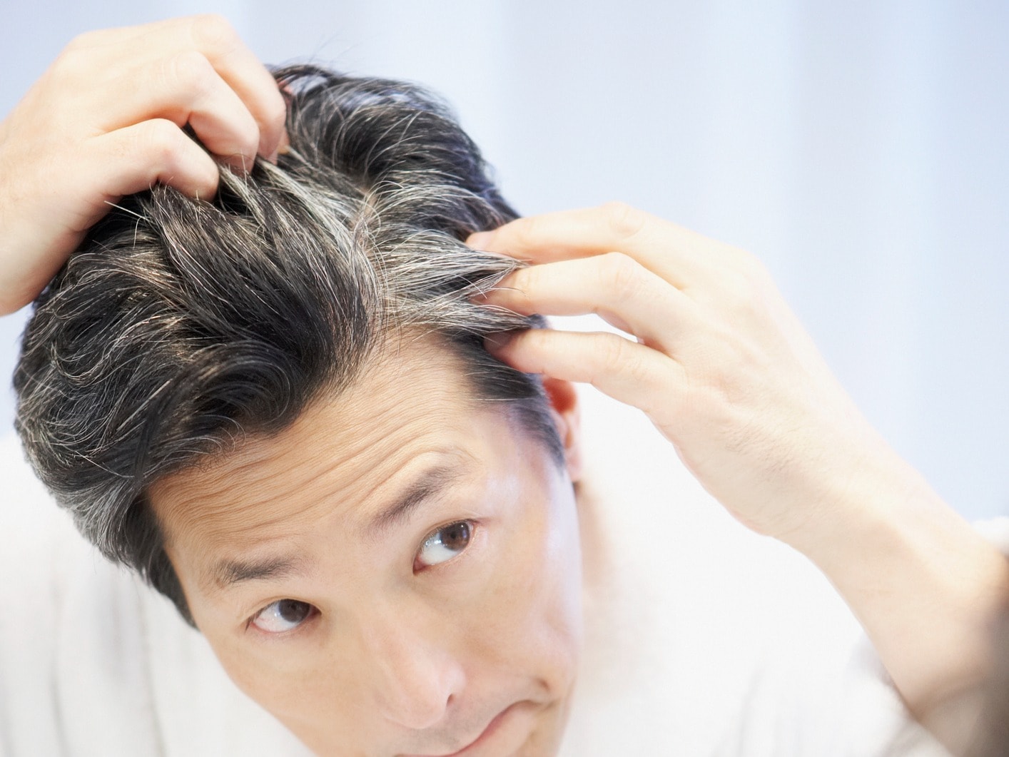 6 Superfoods That Can Help Prevent Premature Greying