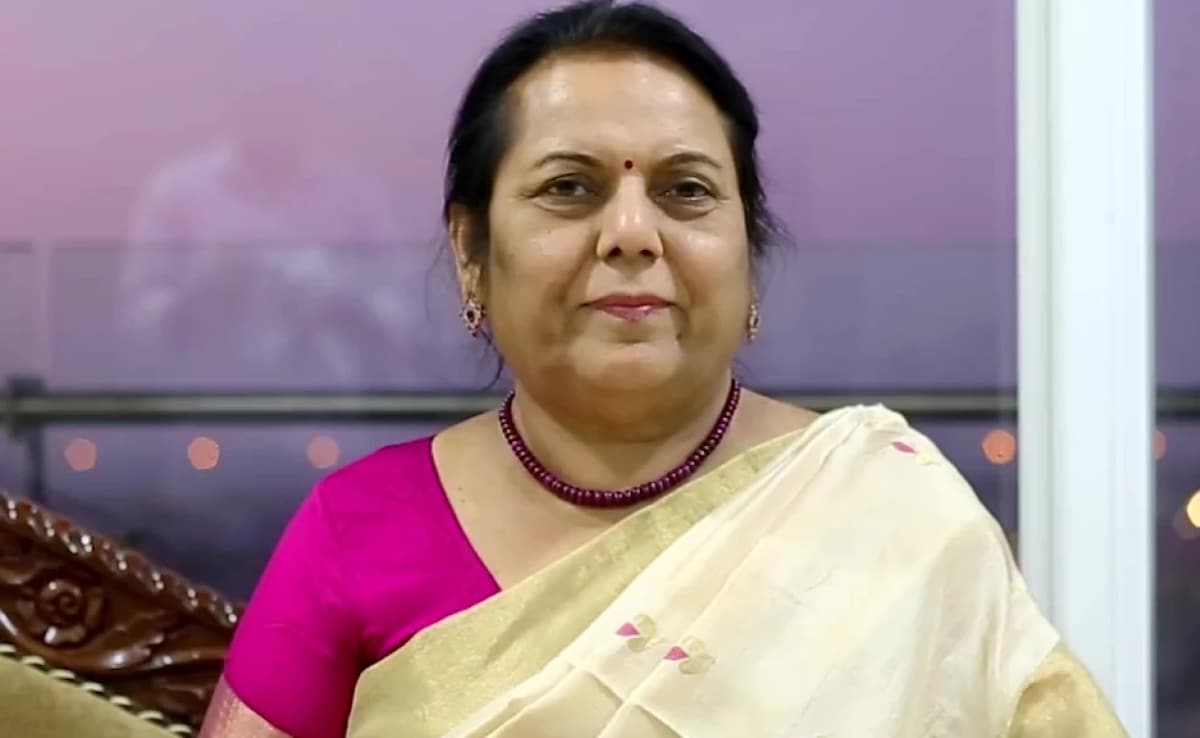 if you give two Mercedes you get one post Neelam Gorhe shocking allegation on Uddhav Thackeray