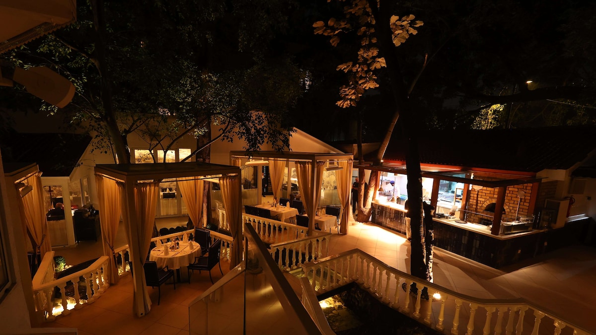 Sevilla At The Claridges New Delhi: A Nostalgic Favourite Returns With ...