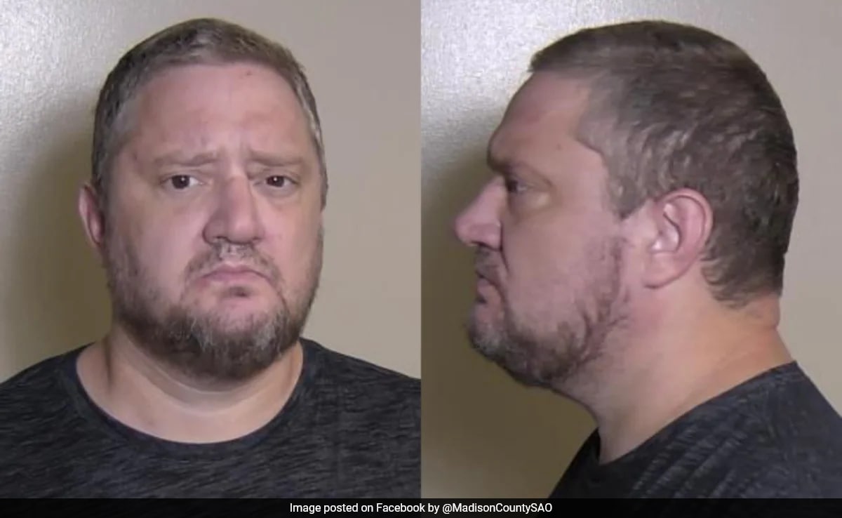 Man Strangles Mother, 60, With Bungee Cord For Allegedly "Sleeping Around"