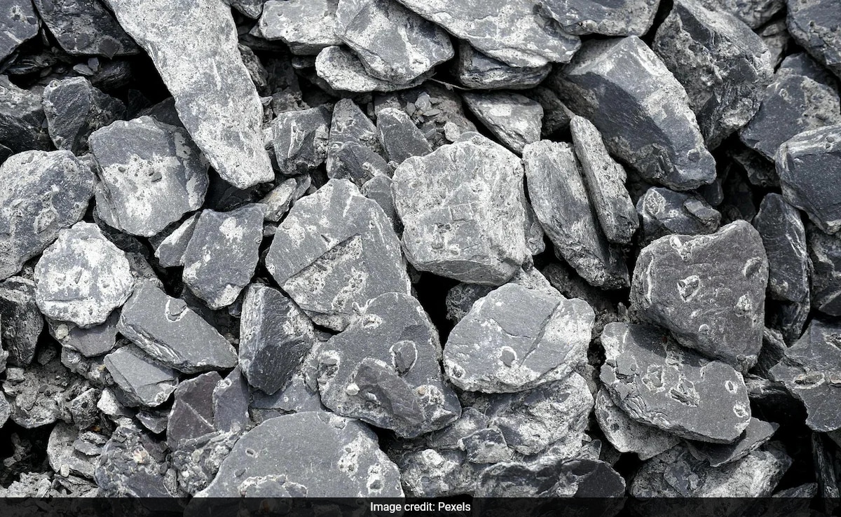 Ukraine's Earth Riches Are Rare And Difficult To Reach