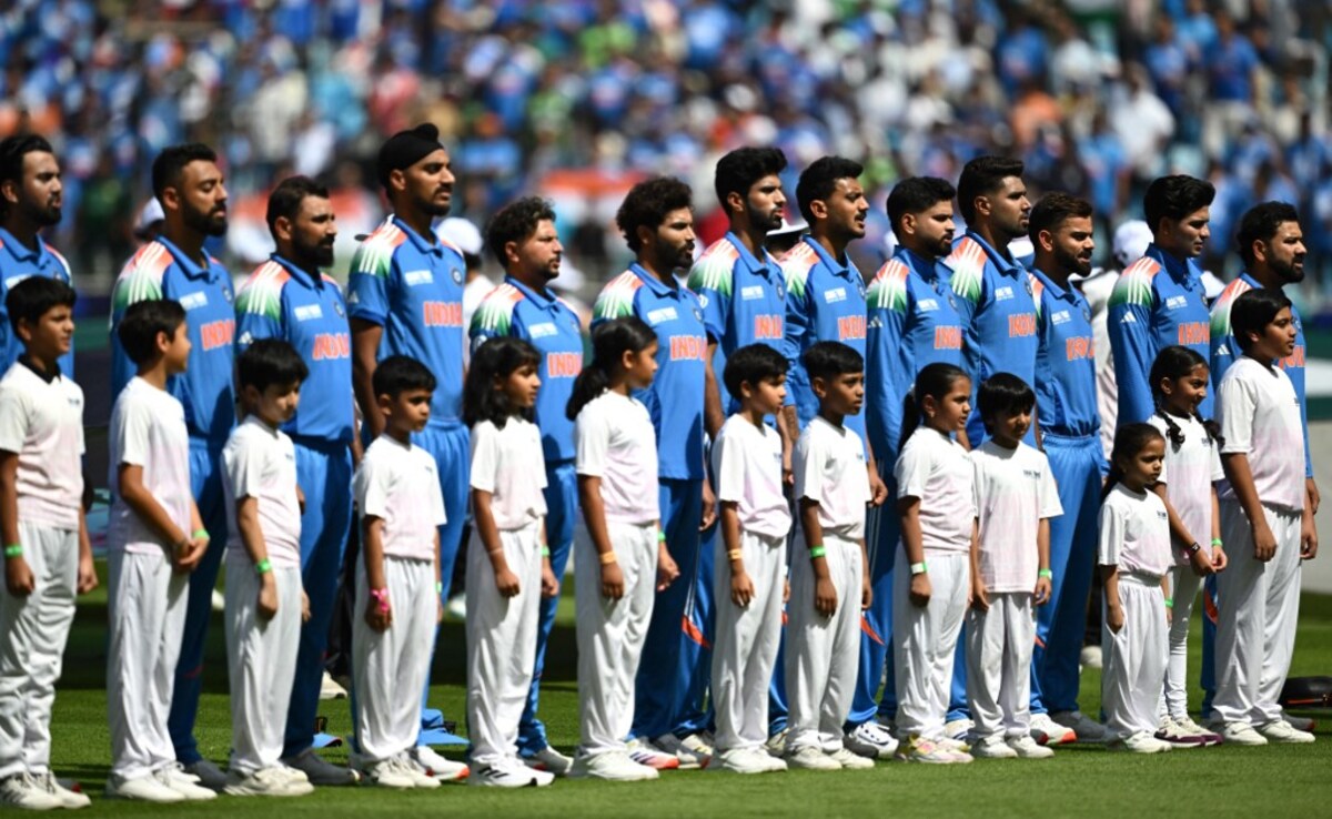 On Camera, Cricketer Dies Of Cardiac Arrest In Stadium While Playing In ...