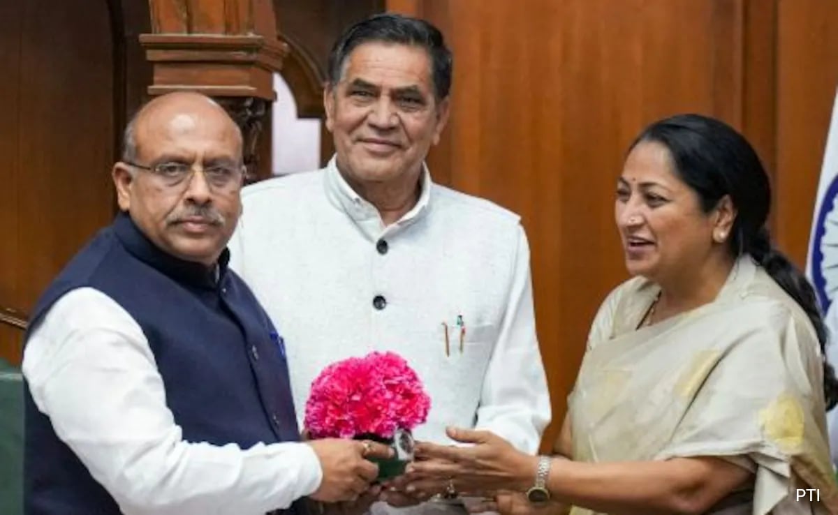 Six-Time BJP MLA Mohan Singh Bisht Elected Deputy Speaker Of Delhi Assembly