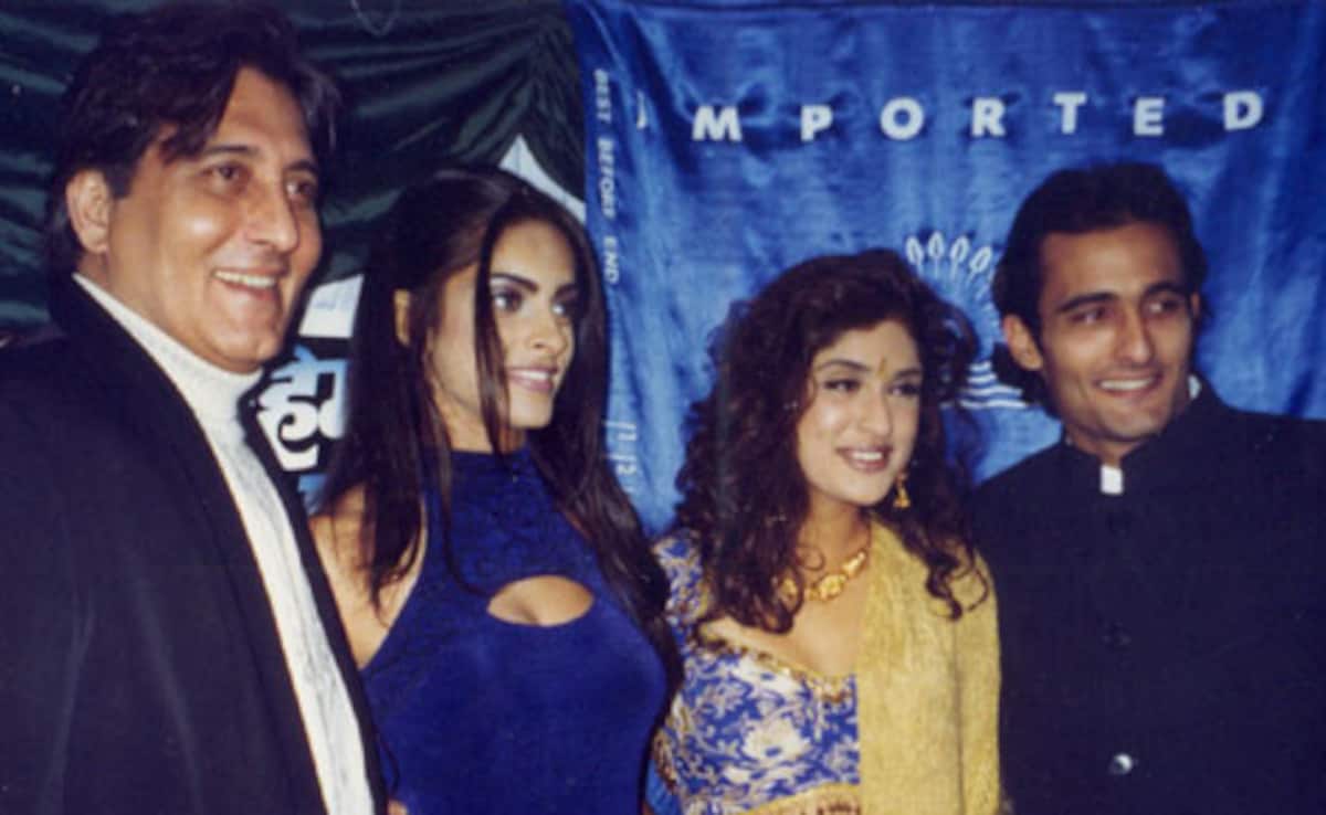 अक्षय खन्ना की पहली फिल्म हिमालय पुत्र के प्रीमियर का वीडियो वायरल ...