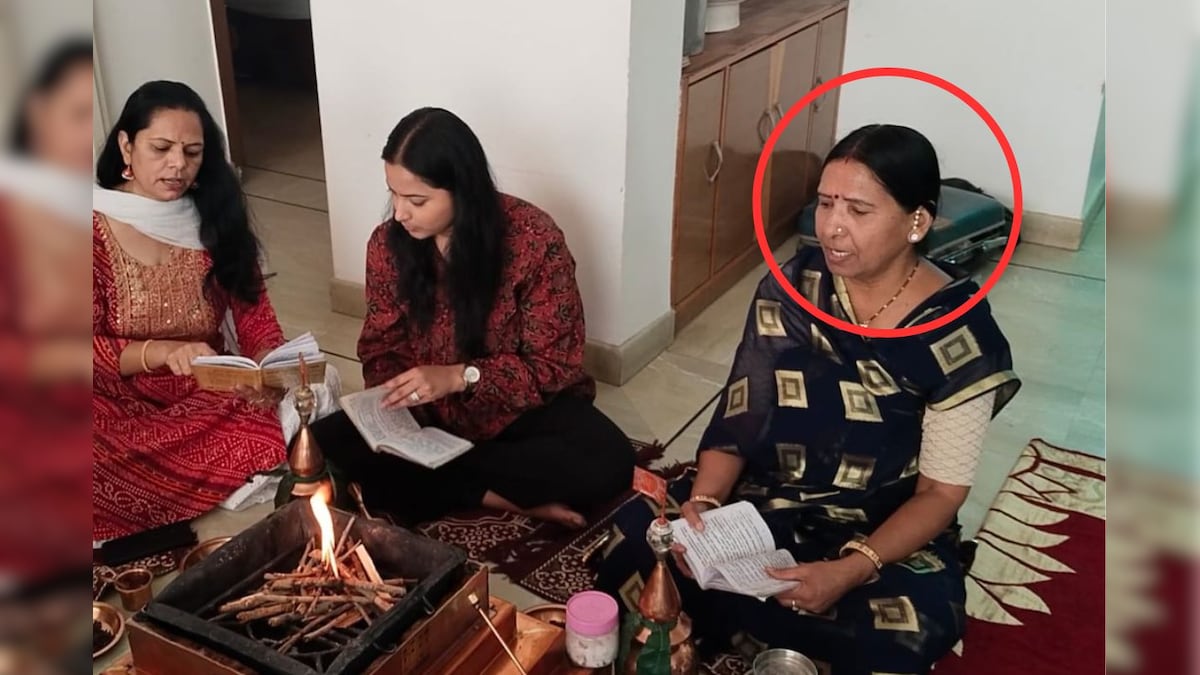 Rajasthan: 64 साल की महिला पंडित करवाती है, जन्म, शादी, अंतिम संस्कार ...