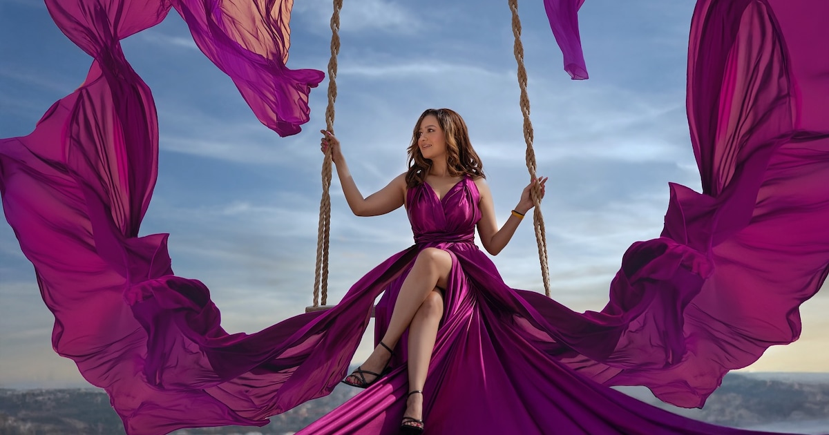 Anupama की सौतन काव्‍या उर्फ Madalsa Sharma के अनोखे लुक