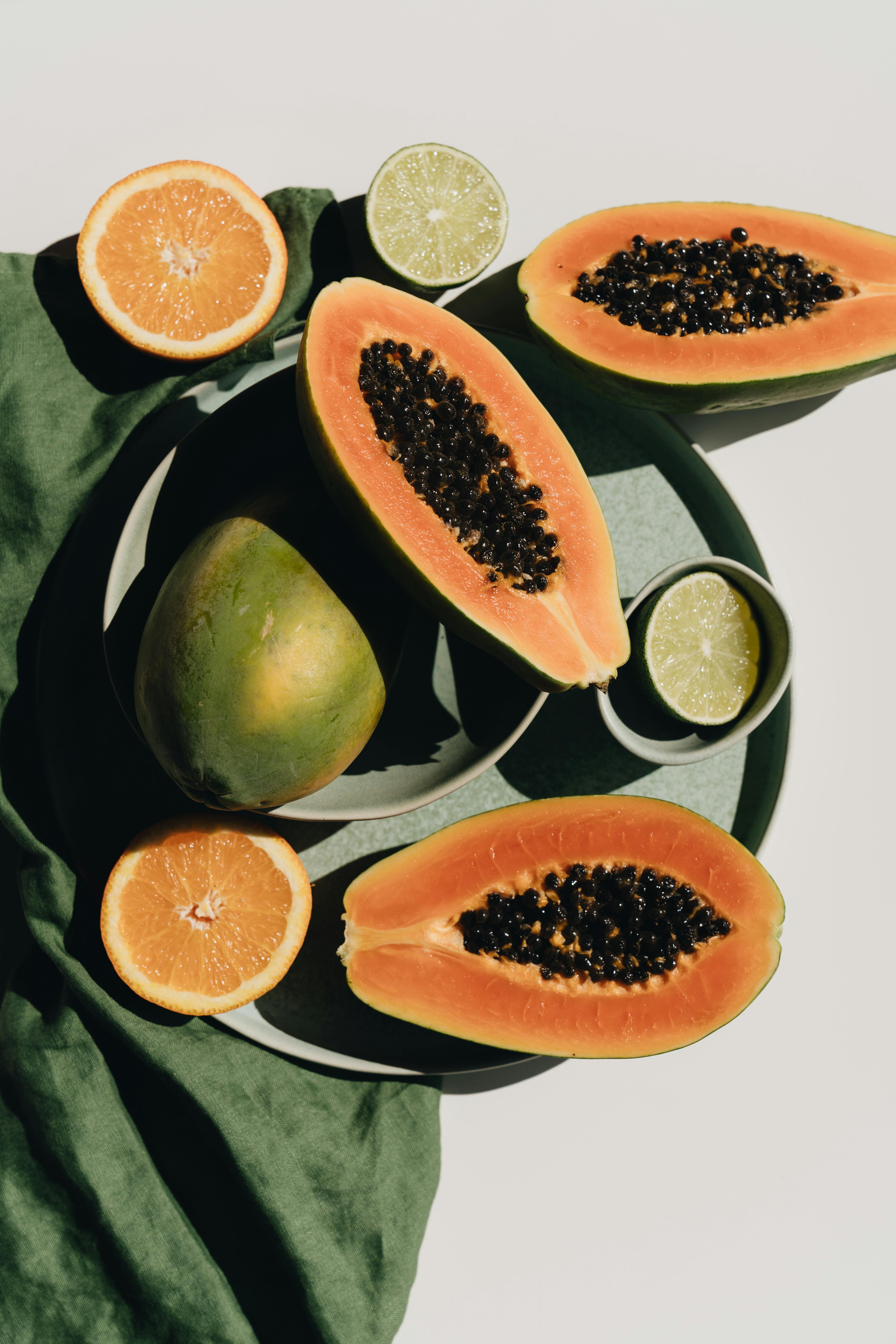 Why Papaya Is An Ideal Fruit For Weight Loss