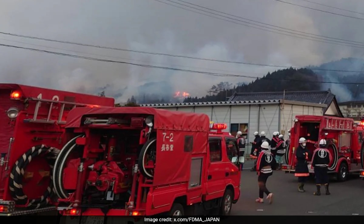 Ofunato Wildfires: 1 Dead, Thousands Evacuated After Japan's Biggest ...